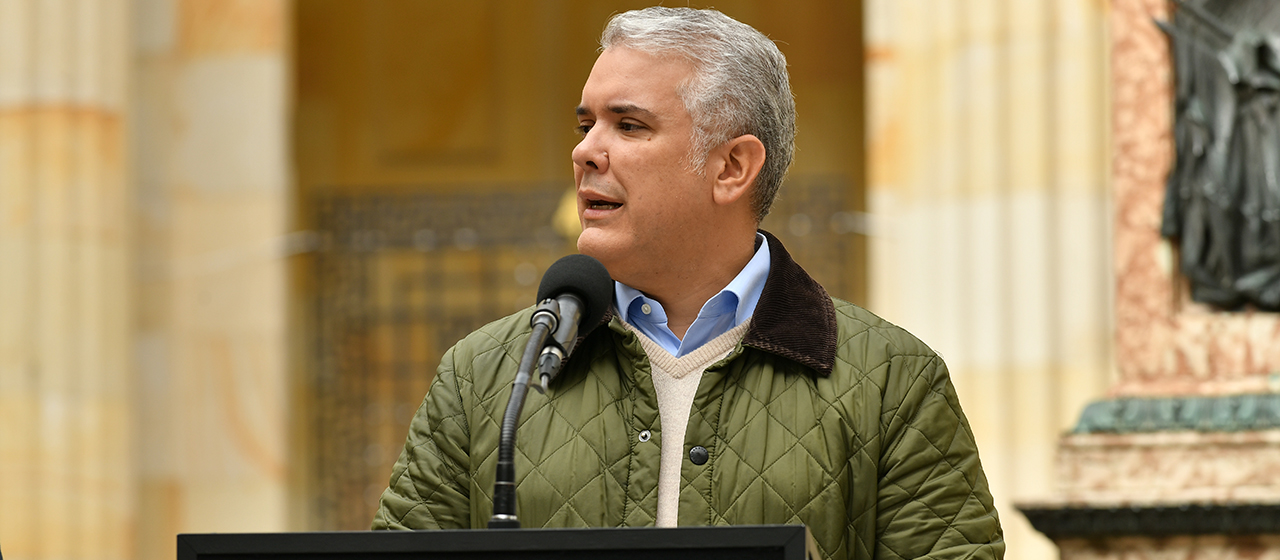 Iván Duque: «La discusión no es izquierda y derecha, sino demagogos y ...