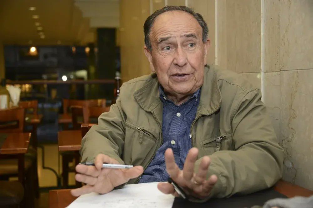 Muere en Bogotá el pensador y académico Víctor Manuel Moncayo - Eje21