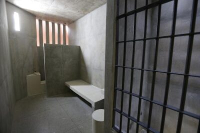 Colombiana condenada por secuestro y robo a dos soldados ...